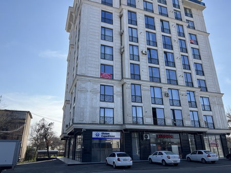 Sotiladi 78 kvm xonadon