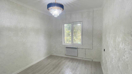 Срочно продаётся 4-х комн квартира в Куйлюк массив-6, 4/2/5