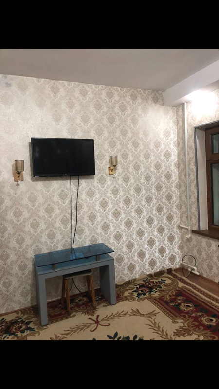 Аренда куйлюк 1.  2 ком 3 этаж 350$. Для семя