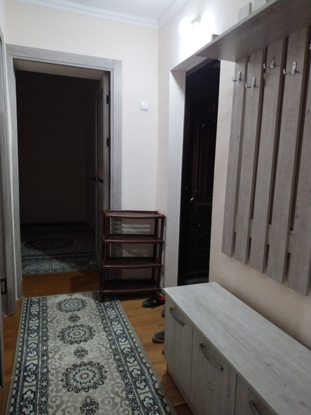 2 xonali kv ijaraga beriladi