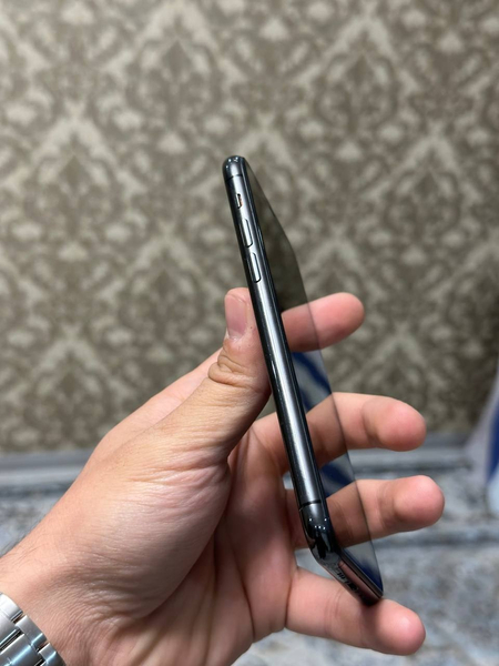 iPhone 11 pro...