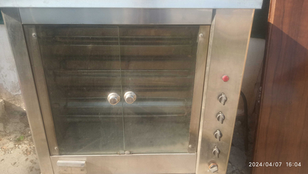Grill apparat sotiladi Gril