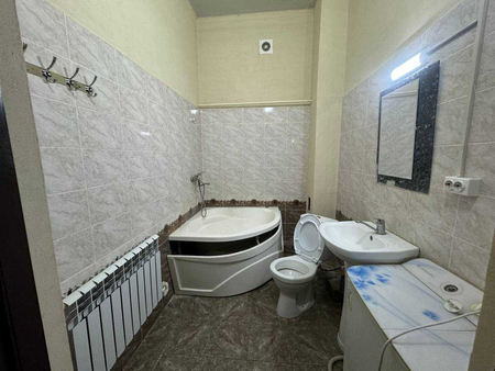 2 xonali kvartira sotiladi. e'lon id:255559