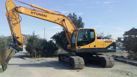 Hyundai Ekskavator 210