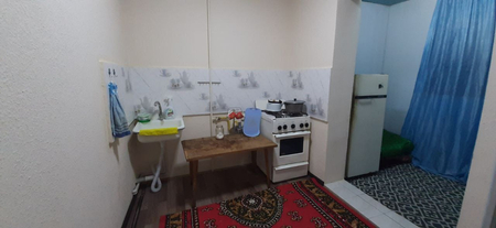 СРОЧНО ПРОДАЕТСЯ Чирчик ш. Троицк 2-этаж 1х янги планировка 39 м²