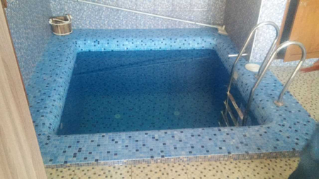 Кафельщик. Работы по кафелю любой сложности. Ремонт и реставрация.