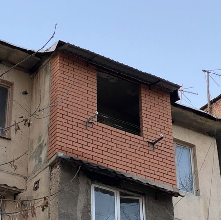 Балконга гишт терамиз кладка балкон