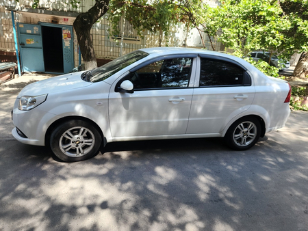 Srochno.  NEXIA 3 gaz 2020 gaz 8800 kami yuq