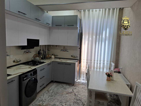 Продаётся 2х ком-я квартира 68м2 ор.р: 6микр цена:36 000у.е.