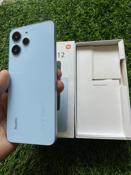 Redmi 12 8/256gb idial