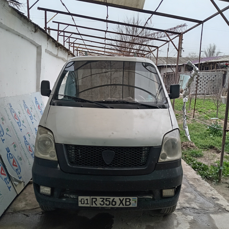 Changan sotiladi hayfei  2012yil xolati orta naxadu yurgan moshina