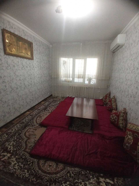 Продаю двухкомнатную квартиру , переделанную в трехкомнатную