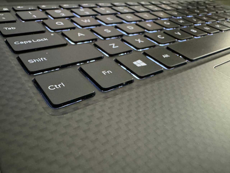 DELL XPS 13 Intel Core i5-10210U озу8гб 256ssd