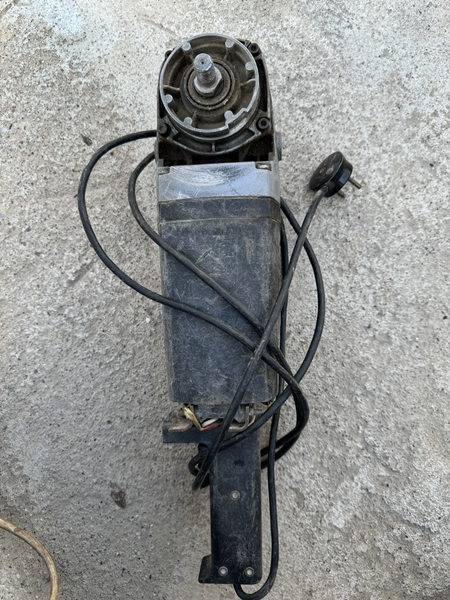 Makita Skill va xarxil turdagi katta balgarkalar bor b/y