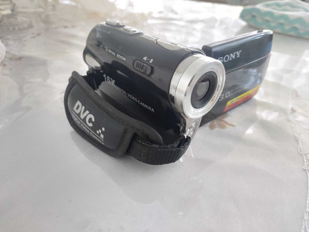 Sony kamera sotiladi