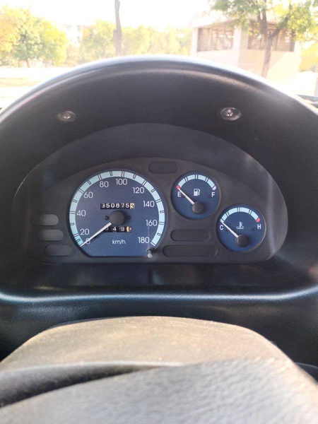Matiz 2012 yil mix evro srochna sotiladi