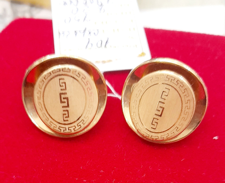 Золото. Серьги. Италия. Проба 750. Вес 8.20 гр.