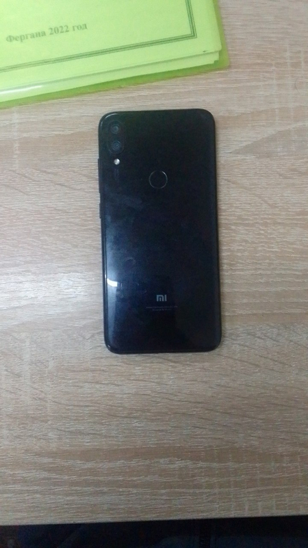 Mi play 4/64 sotiladi