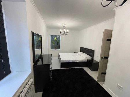 Срочно продается квартира 1/1/4 Мирзо Улугбек Ц-1 (J2791)