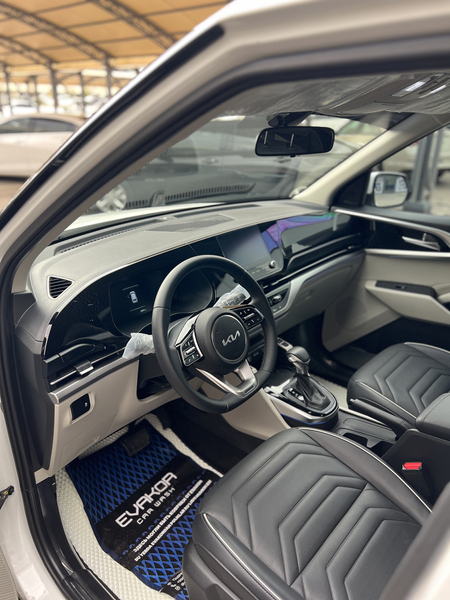 Kia carens 2024