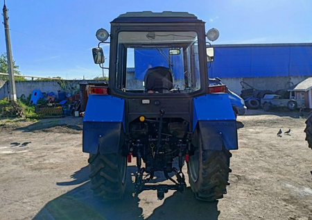 2015 yilda MTZ 82.1 traktorini mukammal holatda sotish