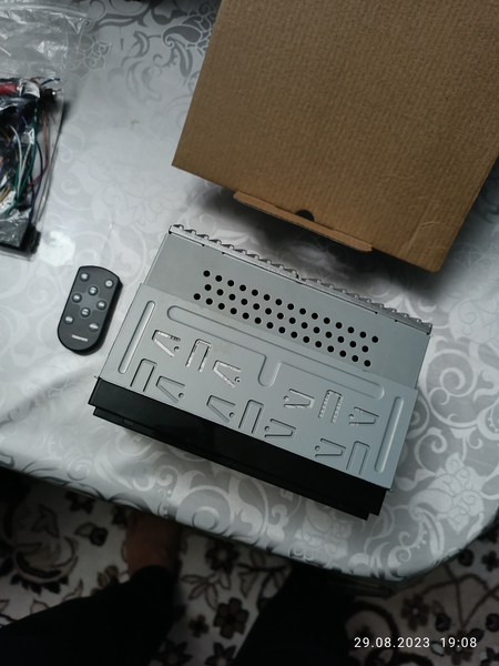 Nakamichi ekranli mafon