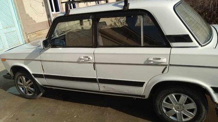 Vaz 2106 sotiladi