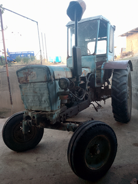 Traktor 28  holati zur
