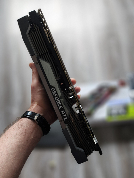 RTX 3080 SUPRIME X 10GB GDDR6
Карта в отличном состоянии не греется не