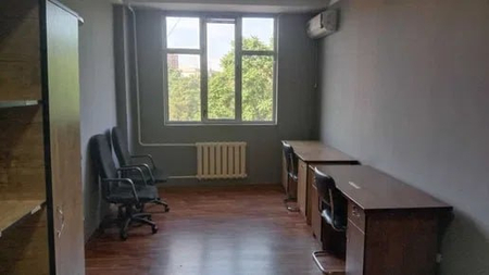 Шикарное место на 1м этаже вдоль дороги 40м²