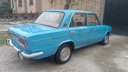 Jiguli 2103 radnoy