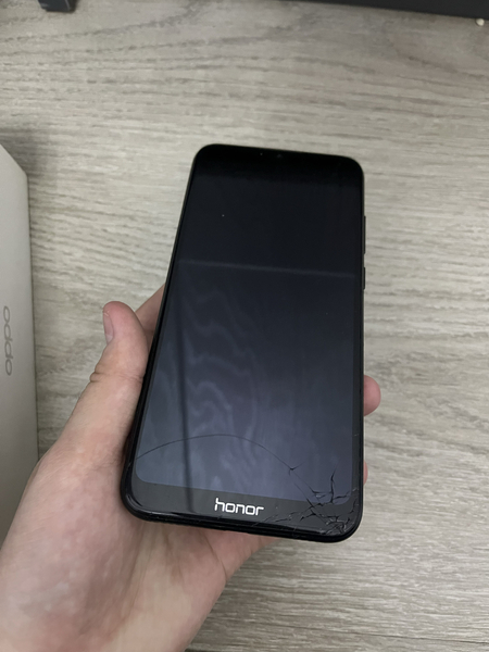 Honor 8A holati yaxshi