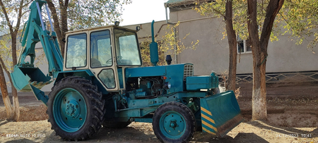 Traktor zoʻr holatda ishlashlari yaxshi kelishtiramiz