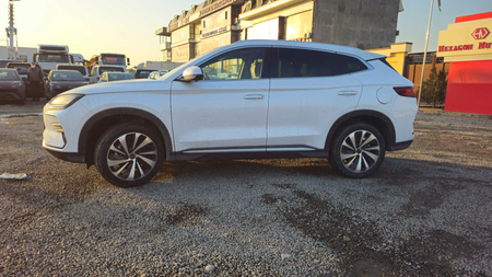 BYD Chempion 605 Flagship