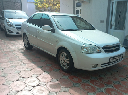 Продаётся  Lacetti