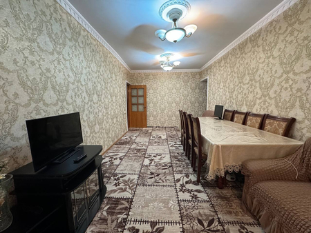 Юнусабад 18 77я серия 4/4/4 (Средняя)