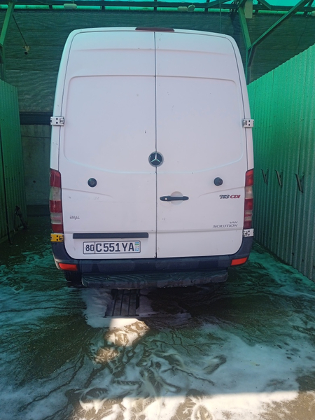 Mers sprinter 2006 yil