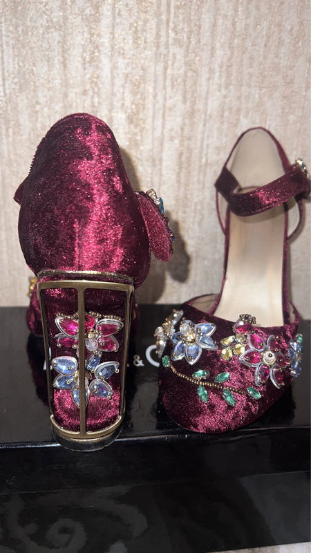 Продам шикарные туфли DOLCE GABBANA