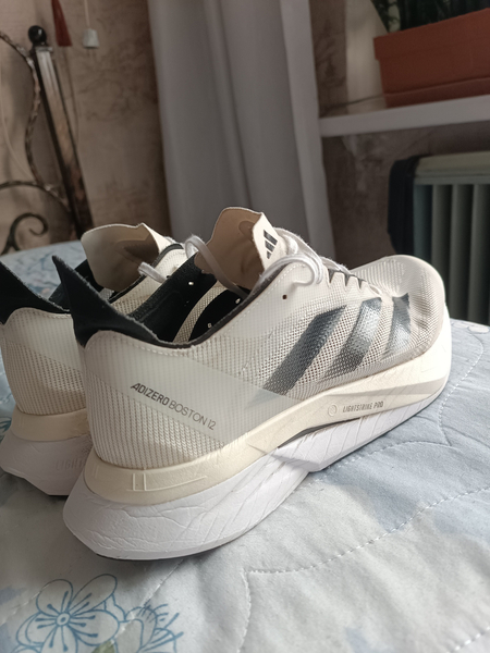 Кроссовки adidas Adlzero