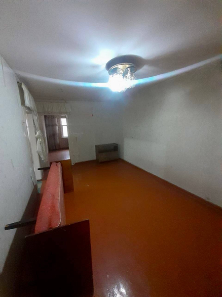Продаётся трёх комнатная квартира