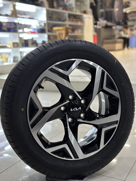 Kia k5   Hyundai Elantra диски шины