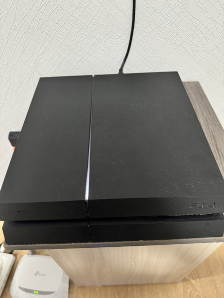 Ps 4 продам срочно