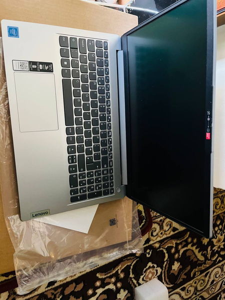 Lenova 256gb. Ram4gb