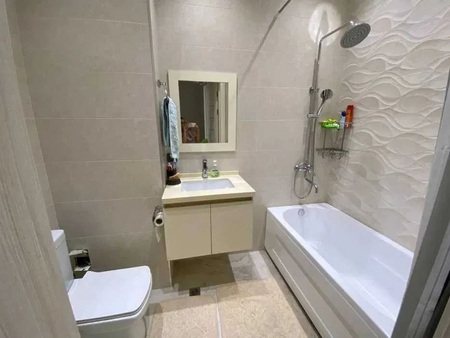 Срочно сдаю 2 ком 5/9 Алмазарский р-н, Ор-р Нукус Кинотеатр.