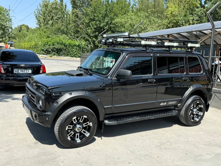 Lada 4x4 sotiladi
