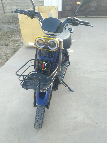 Bonvi skuter yangi