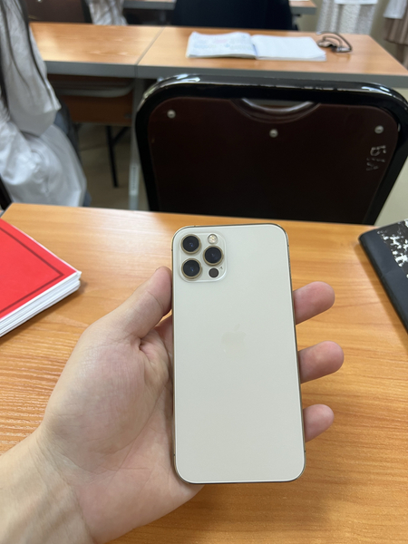 Iphone 12 pro 256 ideal xolatda