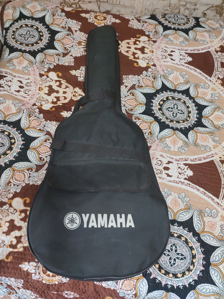 Продаётся гитара Yamaha