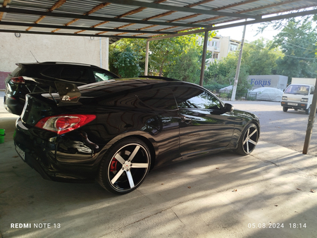 Hyundai Genesis Coupe 3.8
