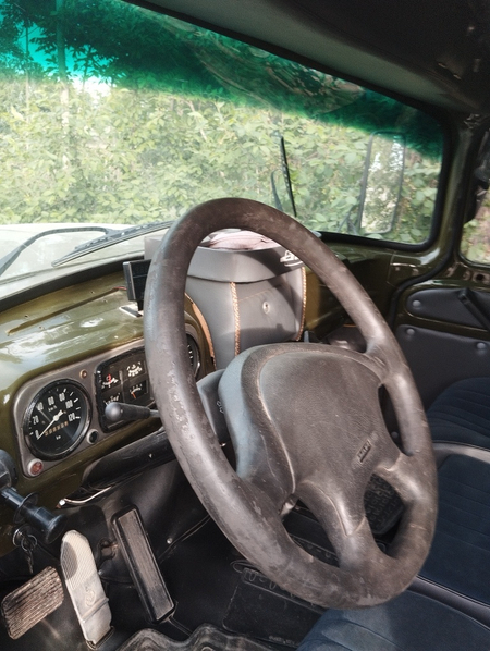 Zil 130 ural mator